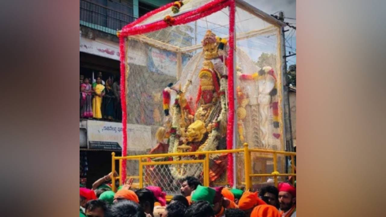 ಪ್ರಸಿದ್ಧ ಶಿರಸಿ ಮಾರಿಕಾಂಬಾ ದೇವಿ ಜಾತ್ರೆಗೆ ಅದ್ದೂರಿ ತೆರೆ: ಗದ್ದುಗೆ ಇಳಿದ ...