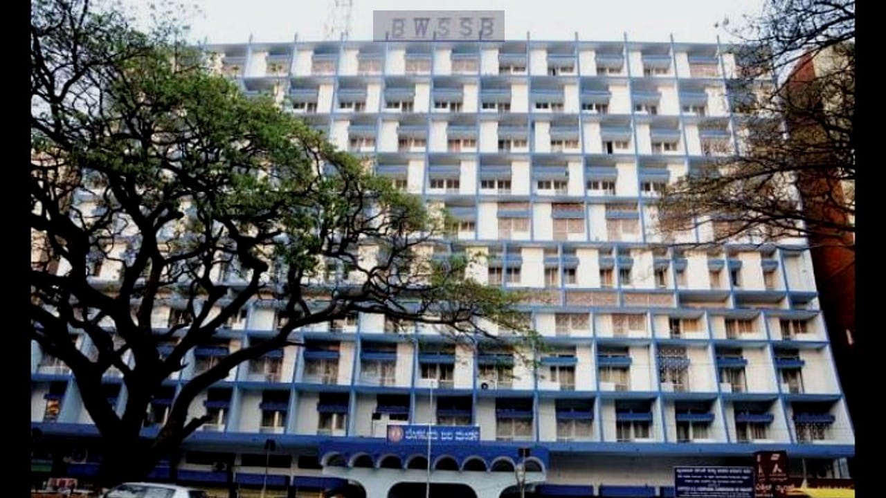 BWSSB Bill scam: ಸಿಬ್ಬಂದಿಯೇ ಬೆಂಗಳೂರು ಜಲಮಂಡಳಿ ವಾಟರ್ ಬಿಲ್ ಗೆ ಕನ್ನ ಹಾಕಿದರು! ಎಷ್ಟಕ್ಕೆ? - Kannada ...