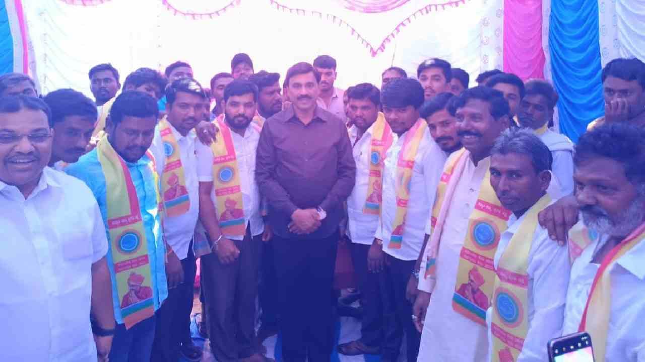 ಜನಾರ್ದನ ರೆಡ್ಡಿ ಬೆಂಬಲಿಸಿ ಬಿಜೆಪಿಯಲ್ಲಿ ರಾಜೀನಾಮೆ ಪರ್ವ, ಪಂಚಮಸಾಲಿ, ರೆಡ್ಡಿ ...