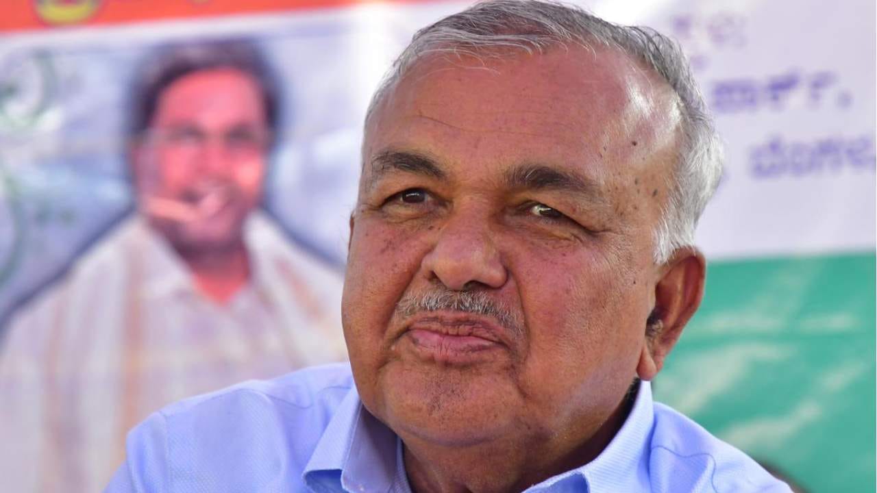 ಉಚಿತ ಬಸ್ ಪಾಸ್ ಘೋಷಣೆ ಆಗಿದ್ದೆ ಕಂಡಕ್ಟರ್ , ಡ್ರೈವರ್ಸ್ ಫುಲ್ ಖುಷ್ : ವಜಾಗೊಂಡ ...