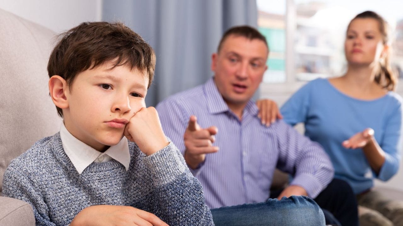 Strict parenting: ಪೋಷಕರ ಶಿಸ್ತಿನ ವರ್ತನೆ ಮಕ್ಕಳ ಮಾನಸಿಕ ಆರೋಗ್ಯಕ್ಕೆ ಈ ಪರಿಣಾಮ ...