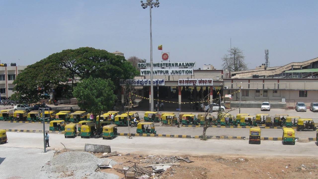 ಪ್ರಯಾಣಿಕರ ಗಮನಕ್ಕೆ: ಜು.18 ರಿಂದ ಪ್ಲಾಟ್‌ಫಾರ್ಮ್ 1 ರ ಮೂಲಕ ಯಶವಂತಪುರ ರೈಲು ...
