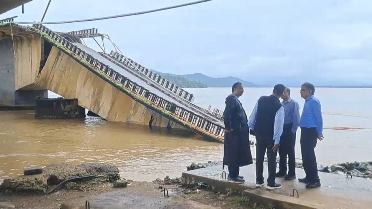 ಕಾಳಿ ನದಿ ಸೇತುವೆ ಕುಸಿತ ಪ್ರಕರಣ; ಹೊಸ ಸೇತುವೆ ಮೂಲಕ ವಾಹನ ಸಂಚಾರಕ್ಕೆ NHAI ಅಸ್ತು ...