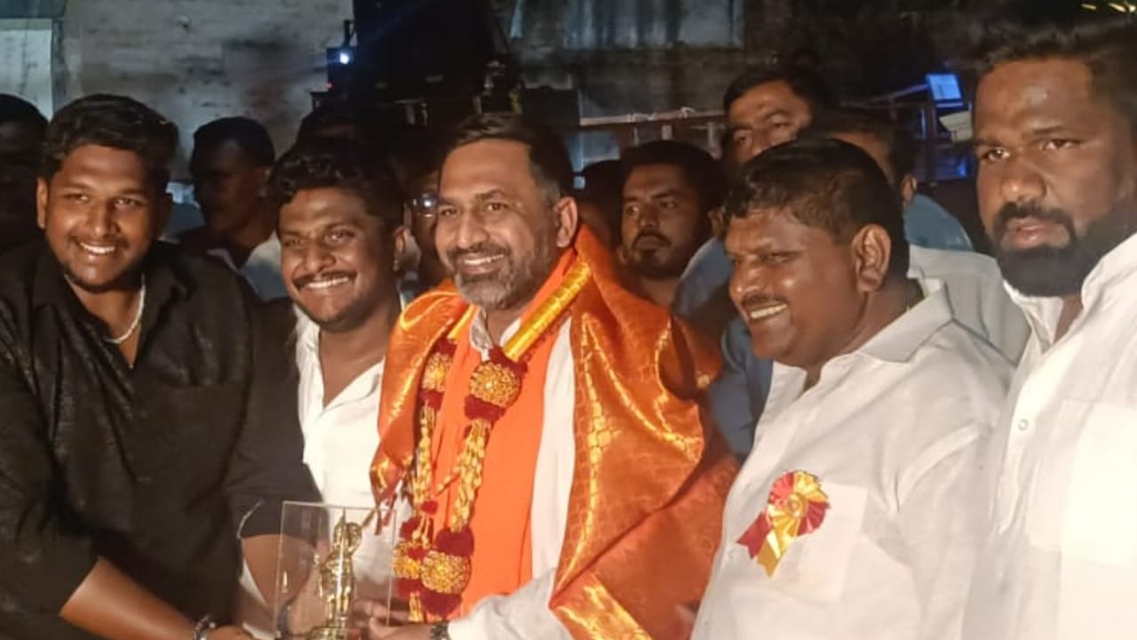 ಶ್ರೇಯಸ್ ಪಟೇಲ್ ಬಳಿ ಹೊಳೆನರಸೀಪುರ ಶ್ರೇಯಸ್ಸು: ಬಹಿರಂಗವಾಗಿ ಕಾಂಗ್ರೆಸ್ ಸಂಸದನ ...