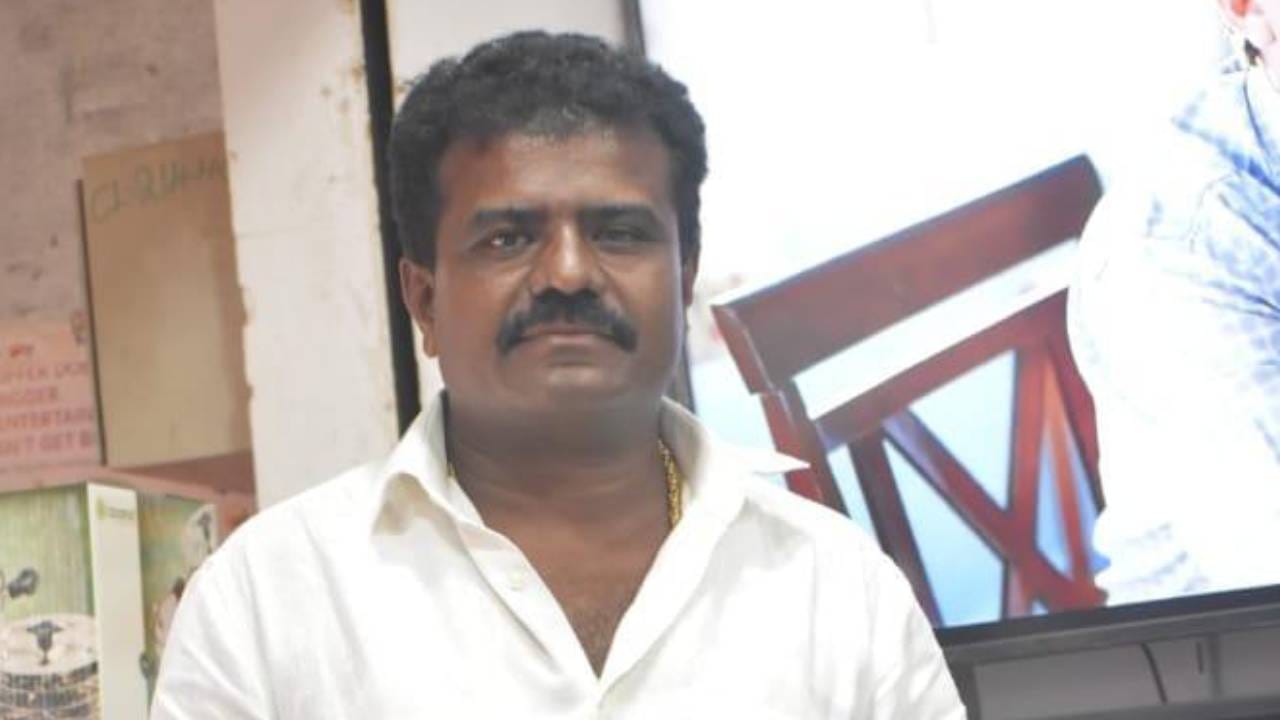 ಚಿಕ್ಕಬಳ್ಳಾಪುರ: ಲಾಂಗ್ ನಿಂದ ಕೊಚ್ಚಿ ಜೆಡಿಎಸ್ ಮುಖಂಡನ ಬರ್ಬರ ಕೊಲೆ - Kannada ...