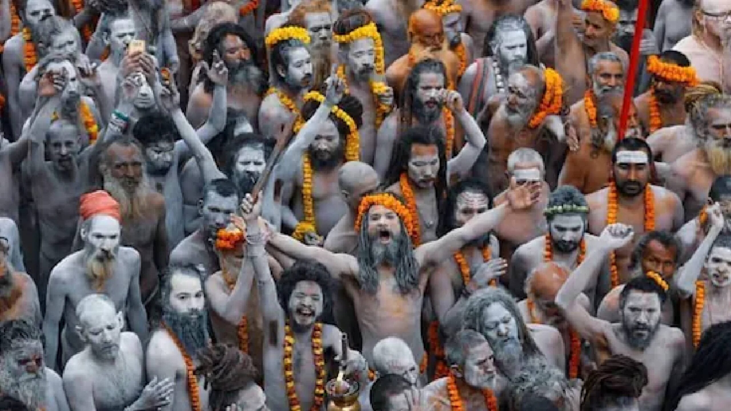 Naga Sadhu: ಮೈಕೊರೆವ ಚಳಿಯಲ್ಲೂ ನಾಗಾ ಸಾಧುಗಳು ಬರೀಮೈಯಲ್ಲಿ ಇರುವುದು ಹೇಗೆ ...