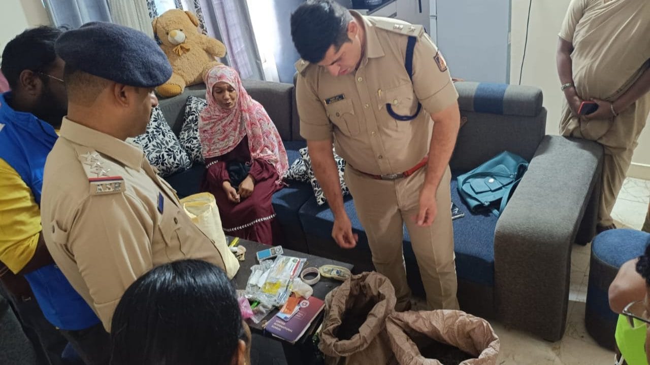 ಬೆಂಗಳೂರು ಪೊಲೀಸರಿಂದ ಬರೋಬ್ಬರಿ 23 ಕೋಟಿ ರೂ. ಮೌಲ್ಯದ ಮಾದಕ ವಸ್ತುಗಳ ಭರ್ಜರಿ ಬೇಟೆ ...